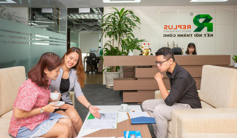 How European Influencer Talent Agencies Help Micro-Influencers Land Big-Brand Collaborations